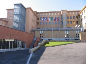 Sobrero: uno spettacolo a teatro per i 50 anni della scuola - CasaleNotizie